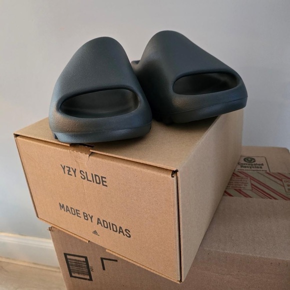 adidas | Shoes | Nib Adidas Yzy Onyx Slide Size | Poshmark